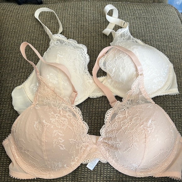 Apt. 9 | Intimates & Sleepwear | Two Adjustable Strap Underwire Bras S ...
